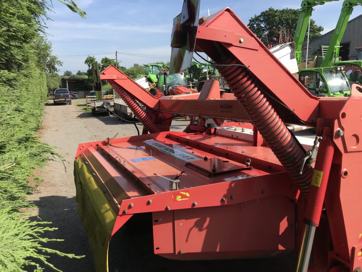 Pottinger Nova 310T ED trailed mower conditioner - Pallisers of ...