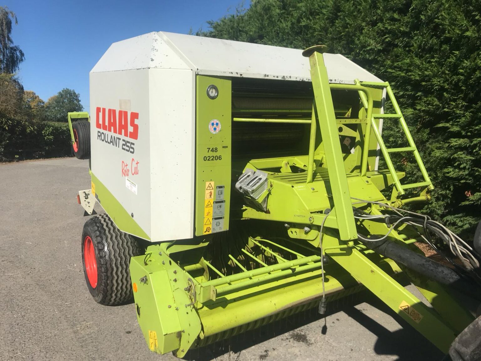 Claas Rollant 255 Roto Cut - Pallisers of Hereford Ltd