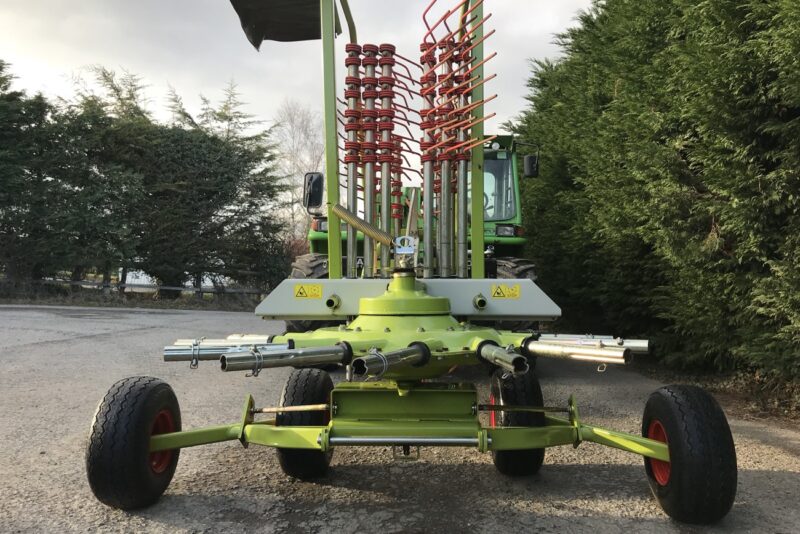 Claas Liner 470 S single rotor rake - Pallisers of Hereford Ltd