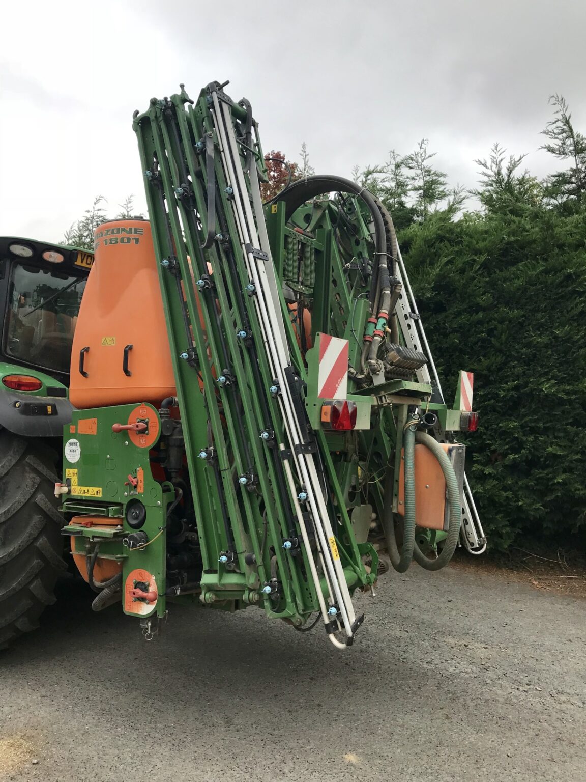Amazone UF1801 24 metre mounted sprayer - Pallisers of Hereford Ltd