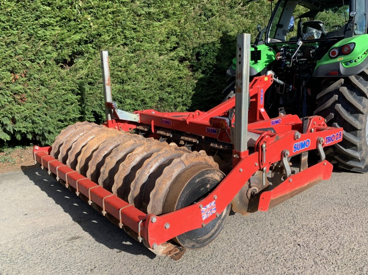 Sumo Trio 2.5 metre - Pallisers of Hereford Ltd