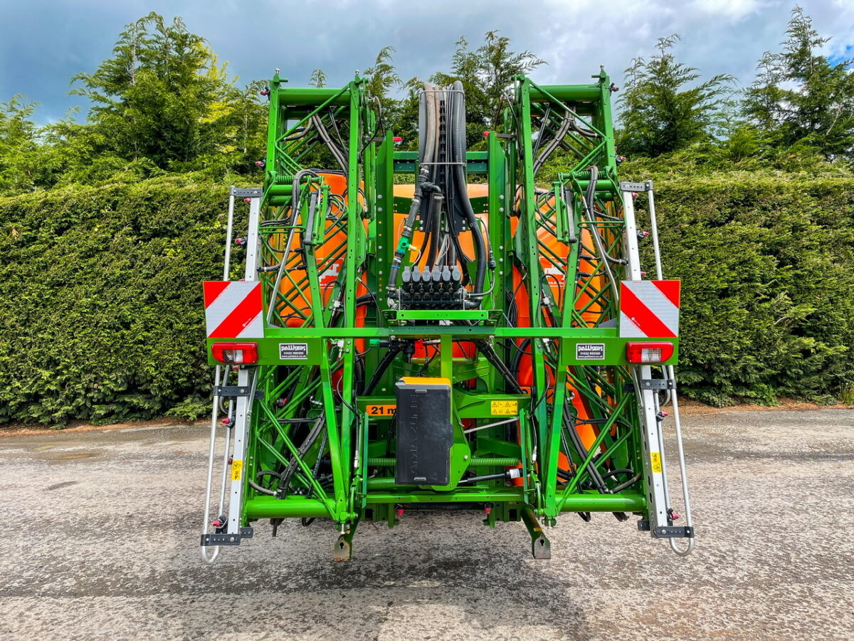 Amazone UF 1801 21 metre mounted sprayer - Pallisers of Hereford Ltd