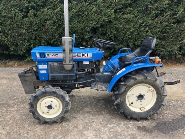 ISEKI 2140 Compact Tractor - Pallisers of Hereford Ltd
