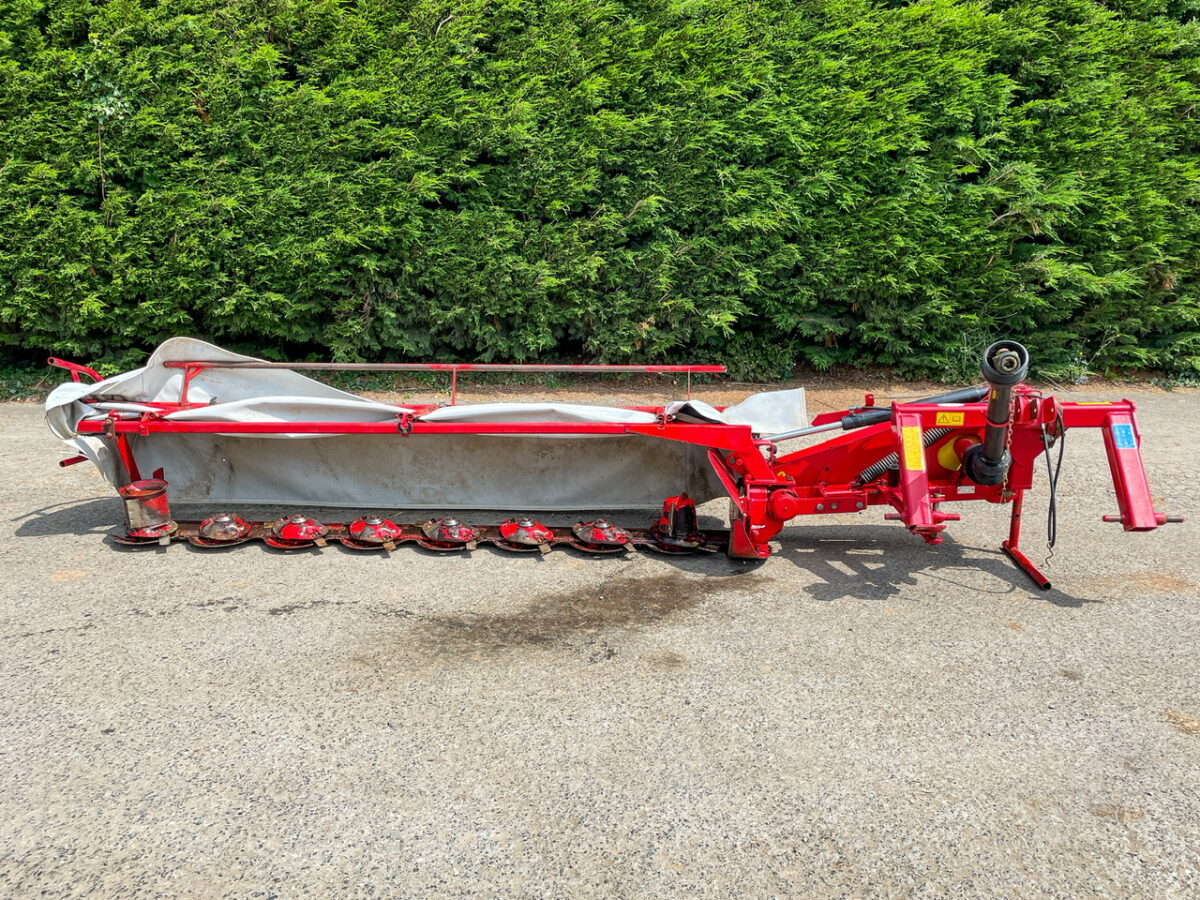 Lely Splendimo 320 Classic mower – Pallisers of Hereford Ltd