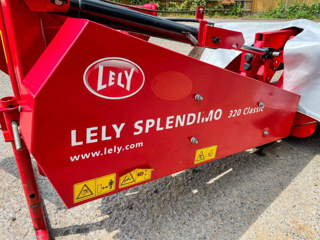 Lely Splendimo 320 Classic mower – Pallisers of Hereford Ltd