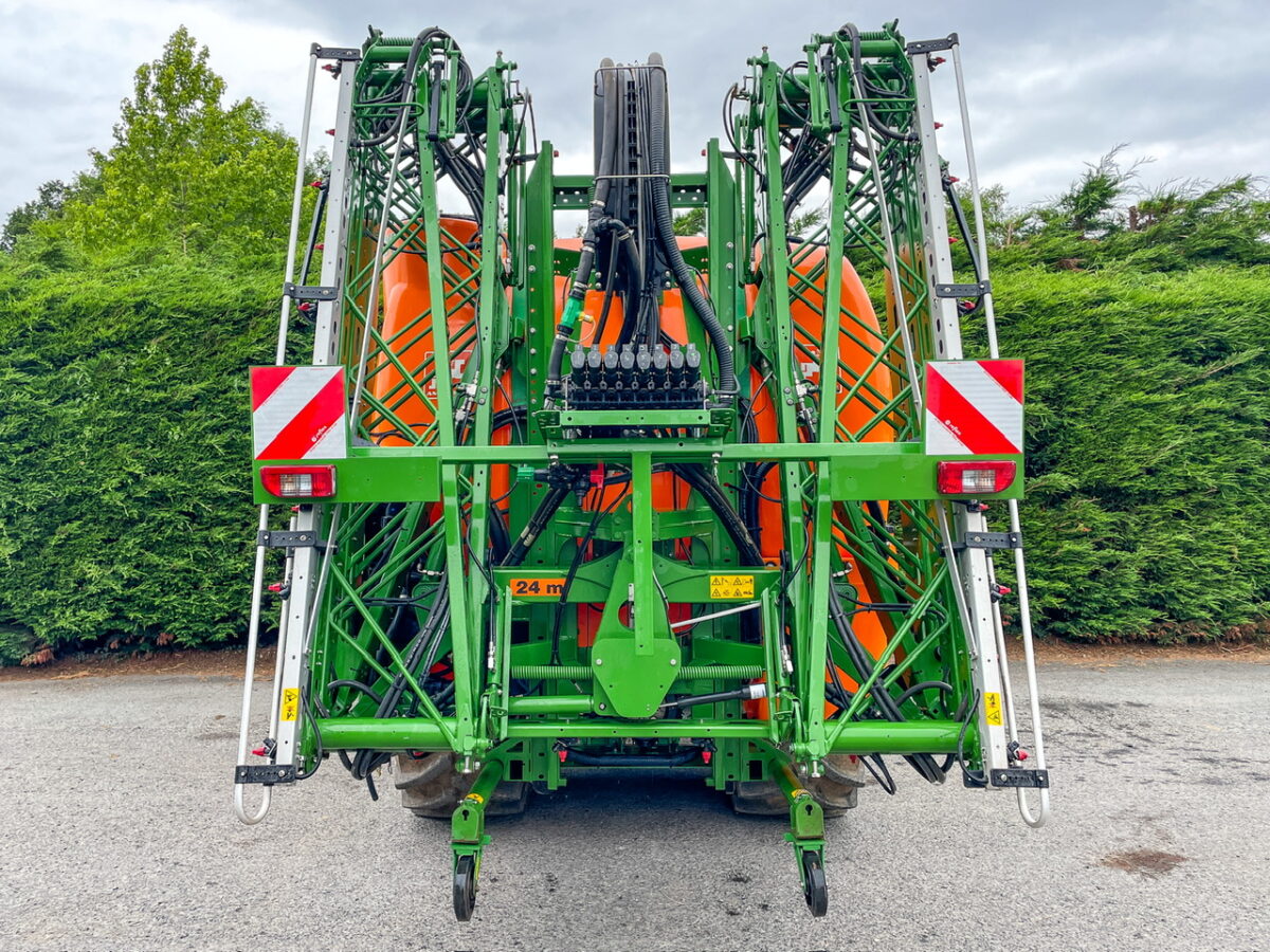 Amazone UF1801 24 metre mounted sprayer – Pallisers of Hereford Ltd